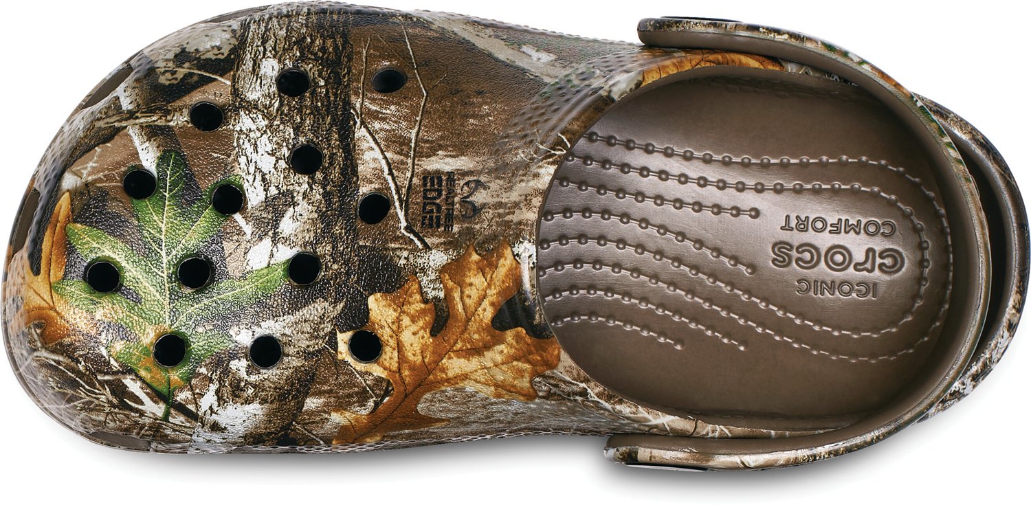 Crocs Kids' Classic Realtree Edge Clogs | Academy