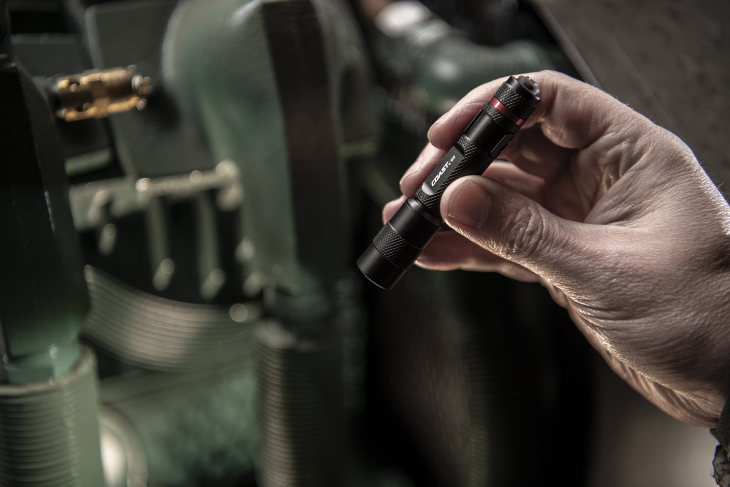 Coast BULLS-EYE G22 Handheld 100 Lumen Flashlight | Academy