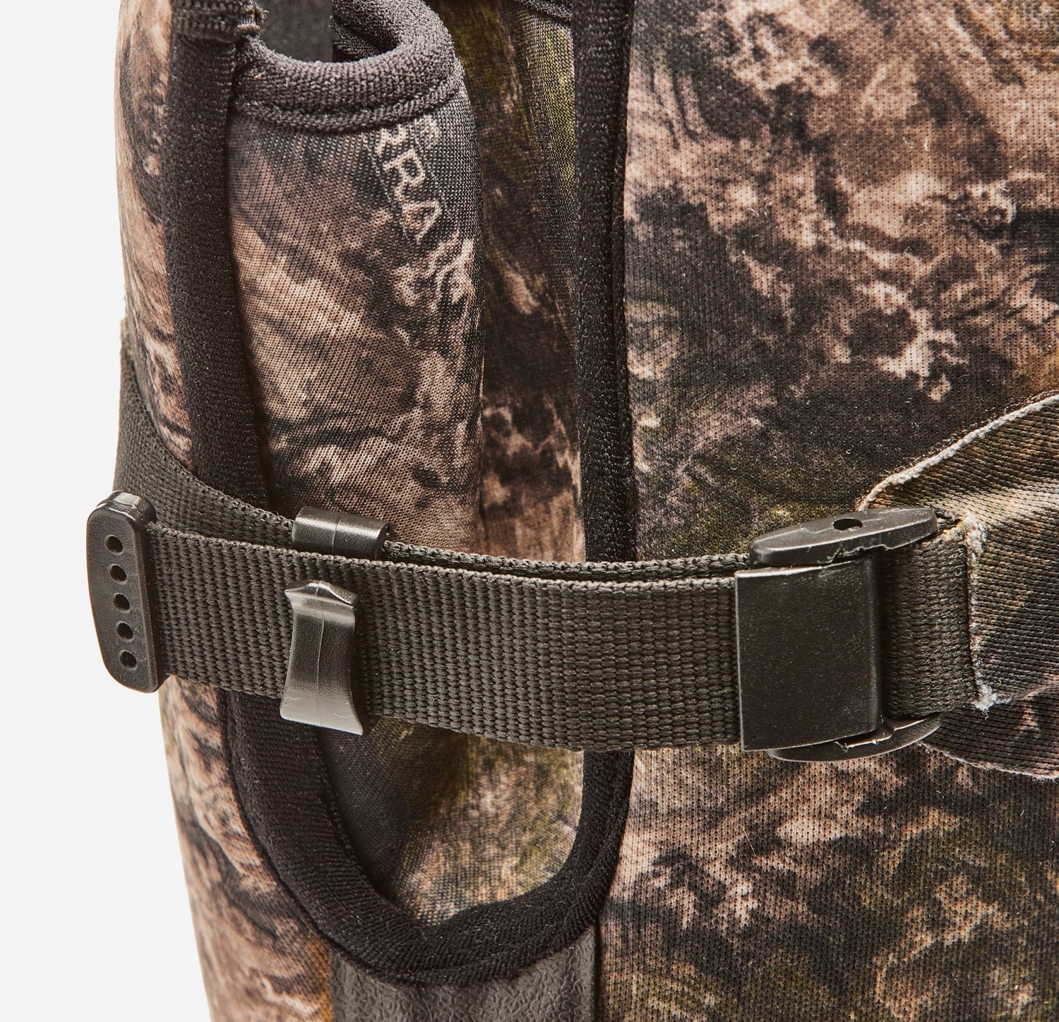 Magellan Outdoors Pro Hunt Men's Serpent X Snake Shield Waterproof ...