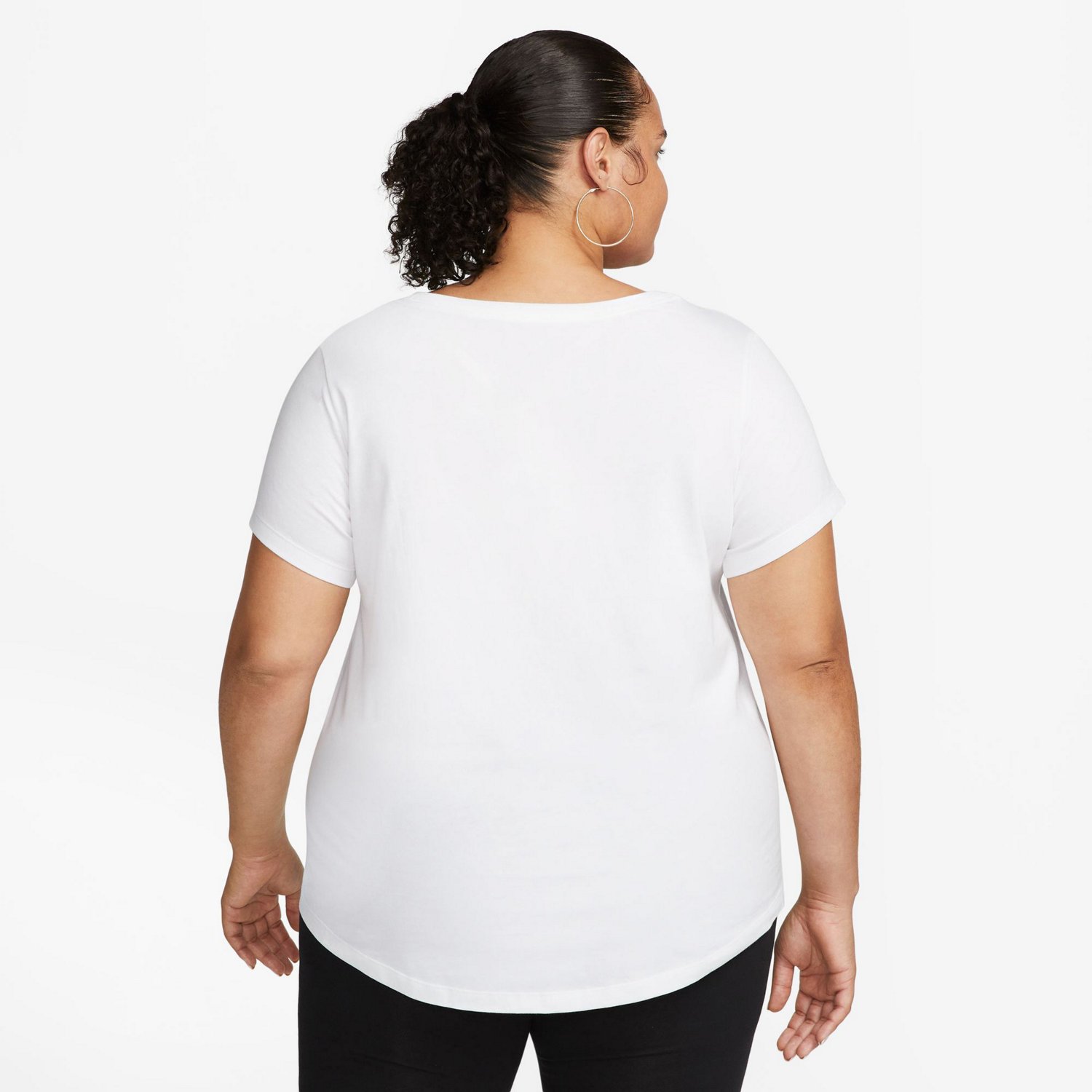 Nike Women's Sportswear Essentials Logo Plus Size T-Shirt | Academy