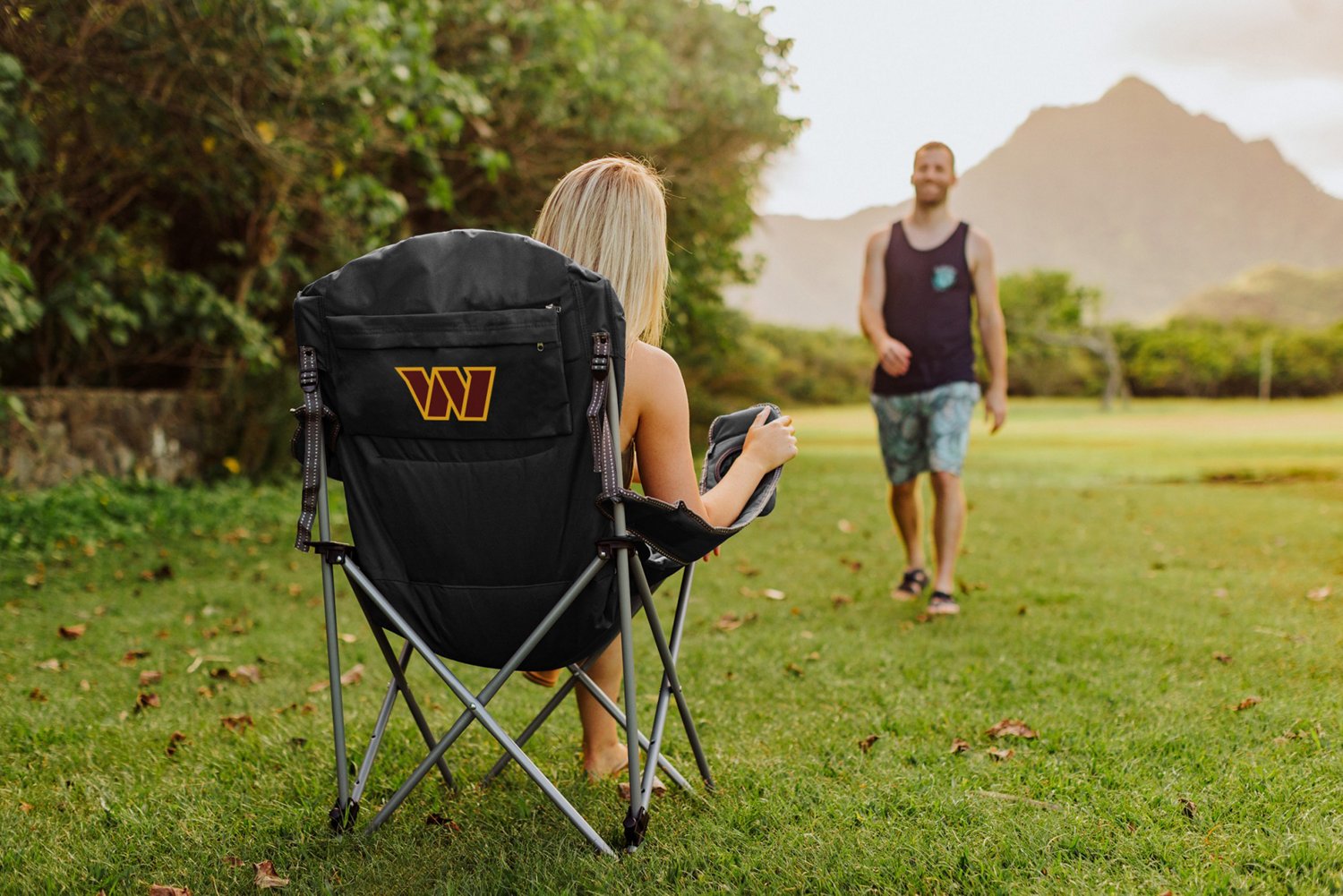 Picnic Time Washington Commanders Reclining Camping Chair | Academy