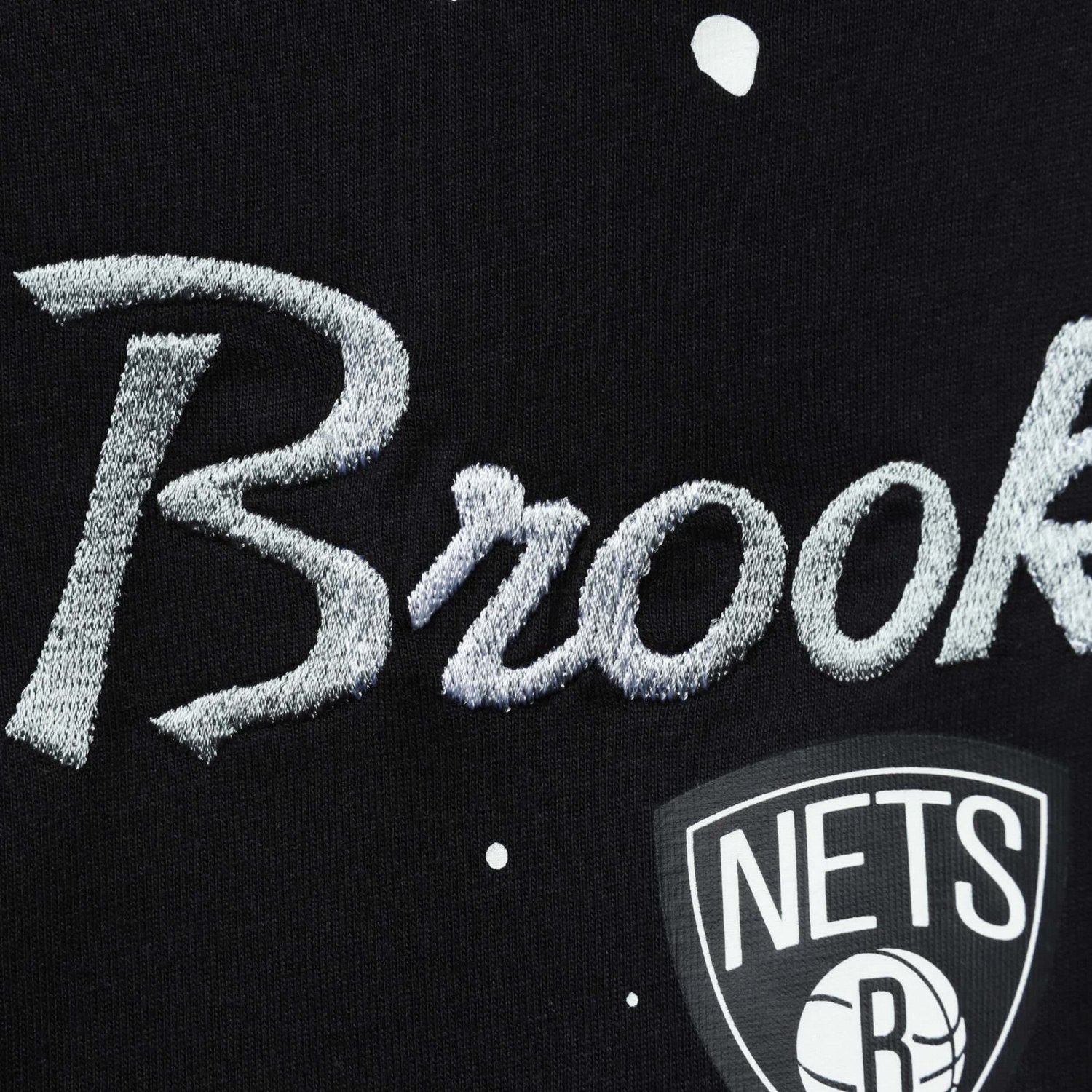 Nike Brooklyn Nets Courtside Splatter Cropped T-Shirt | Academy
