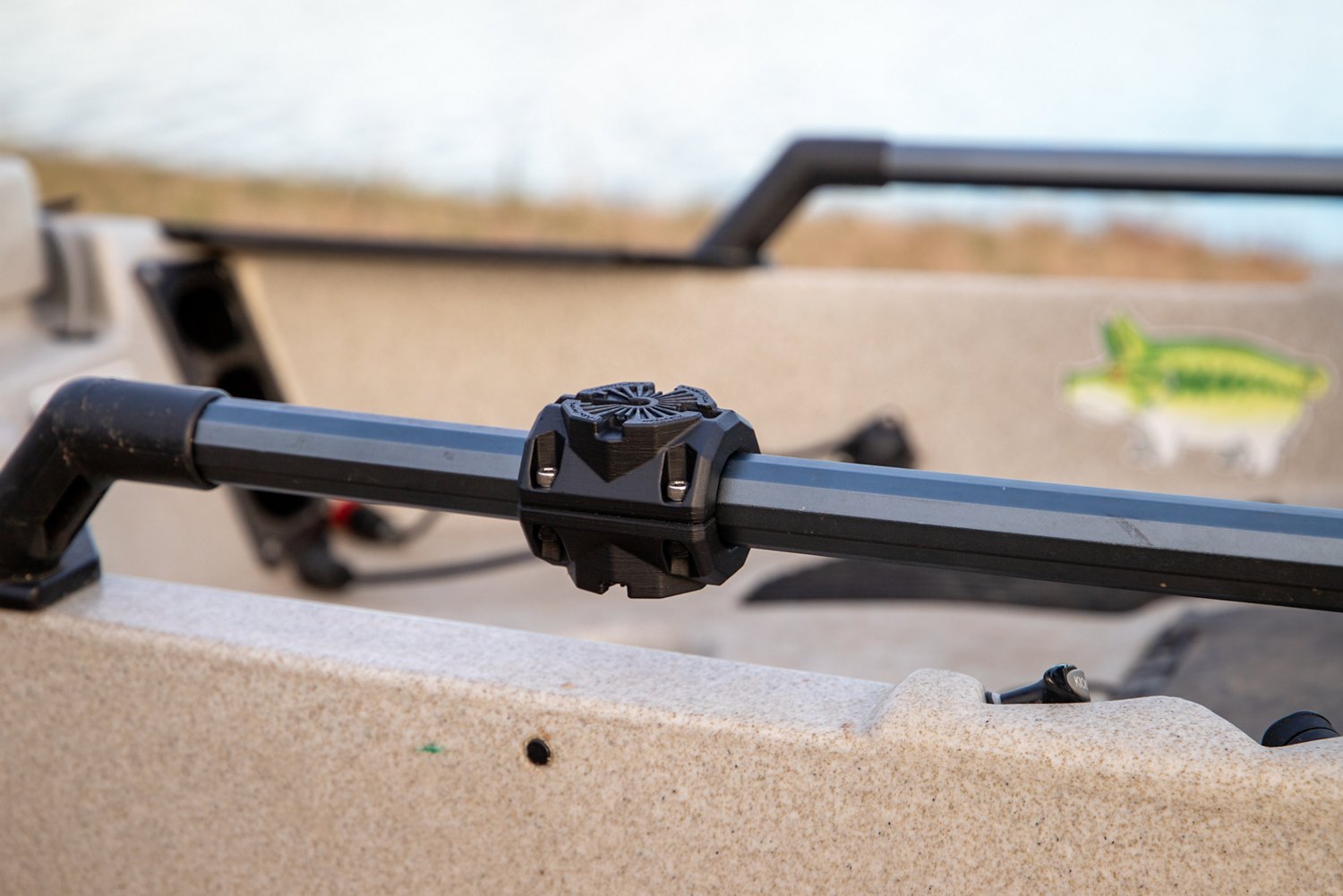 YakAttack H Rail Adapter | Academy