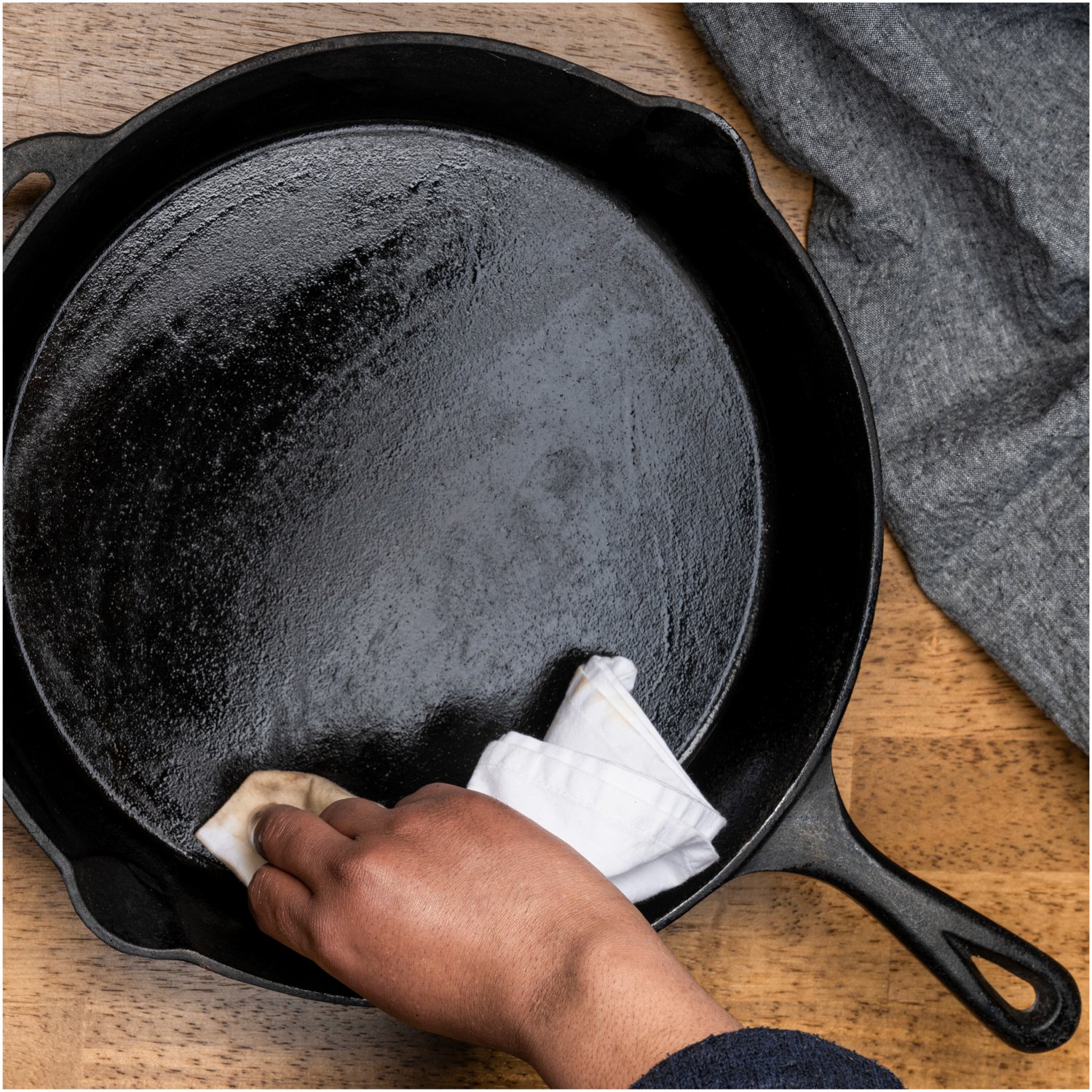 Blackstone 15.3 oz Griddle Seasoning and Cast Iron Conditioner | Academy