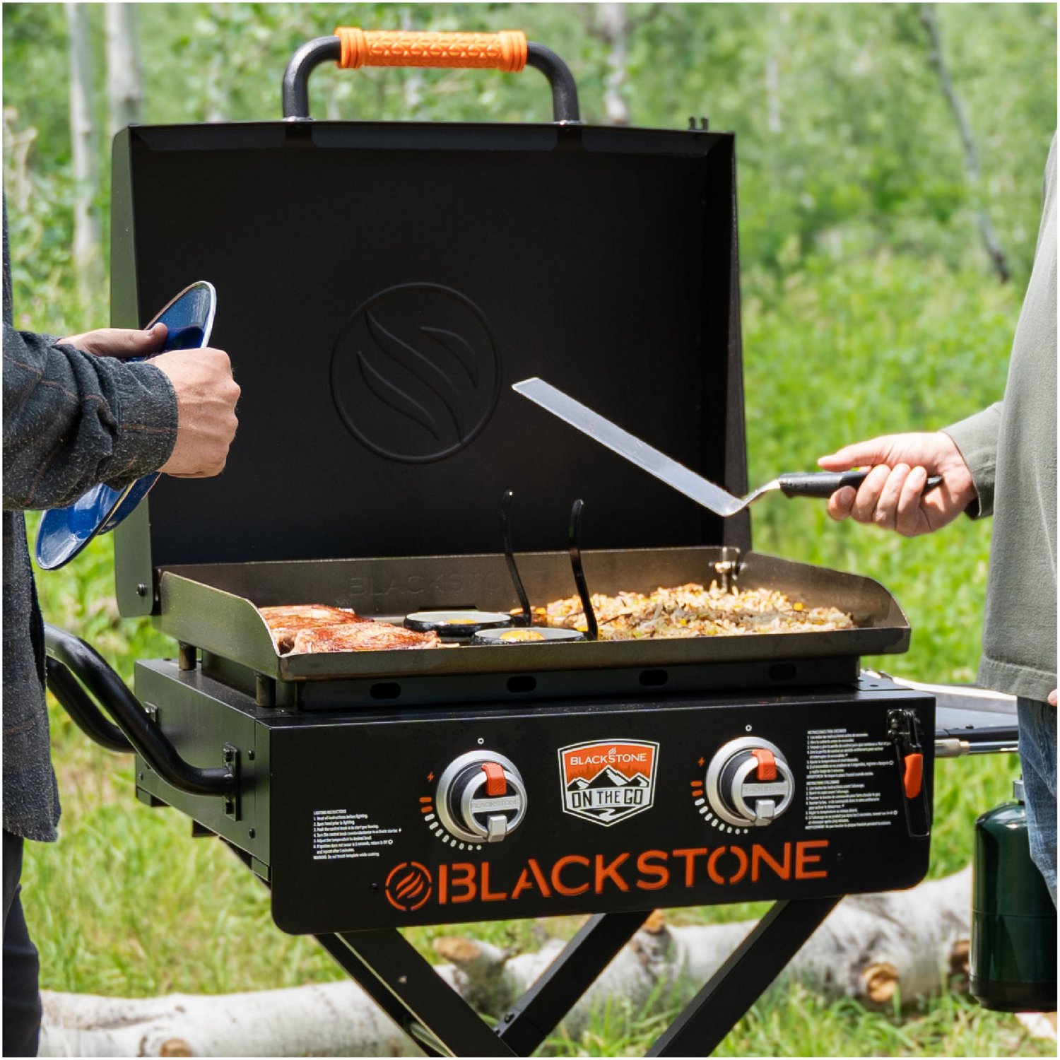 Blackstone Omnivore 22 in On-The-Go 2-Burner Griddle with Flexfold Legs ...
