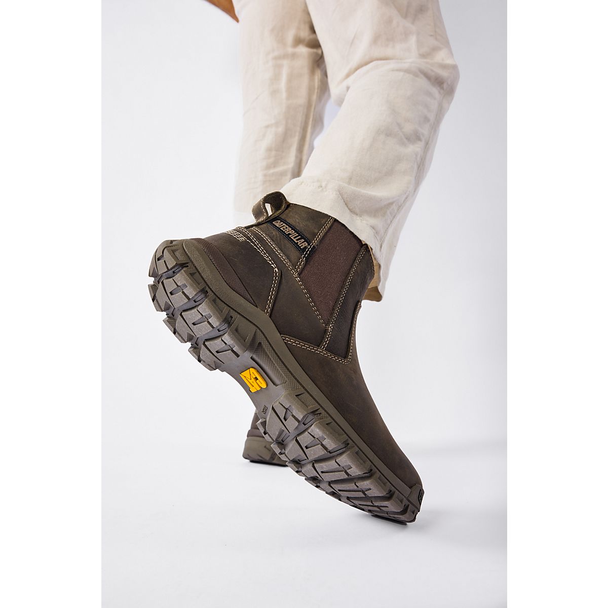 CAT Men's Threshold Chelsea Boots | Academy