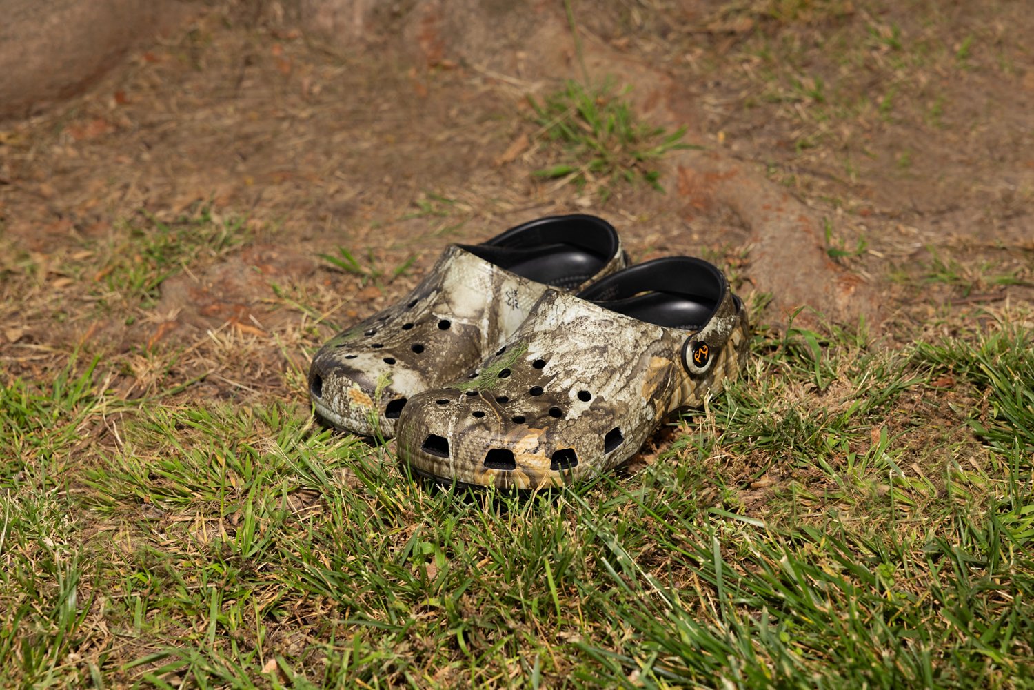 Crocs Adults' Classic Realtree Max 7 Clogs | Academy