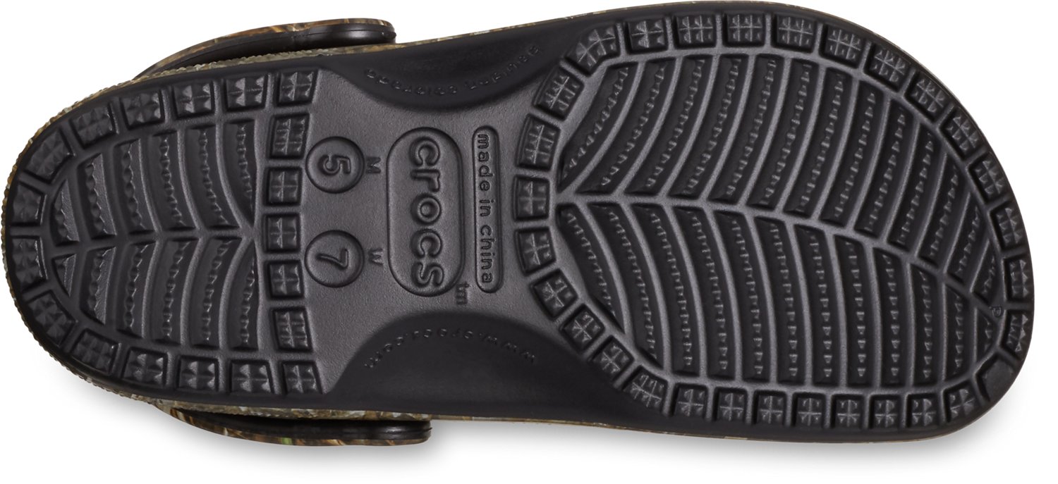 Crocs Adults' Classic Realtree Max 7 Clogs | Academy