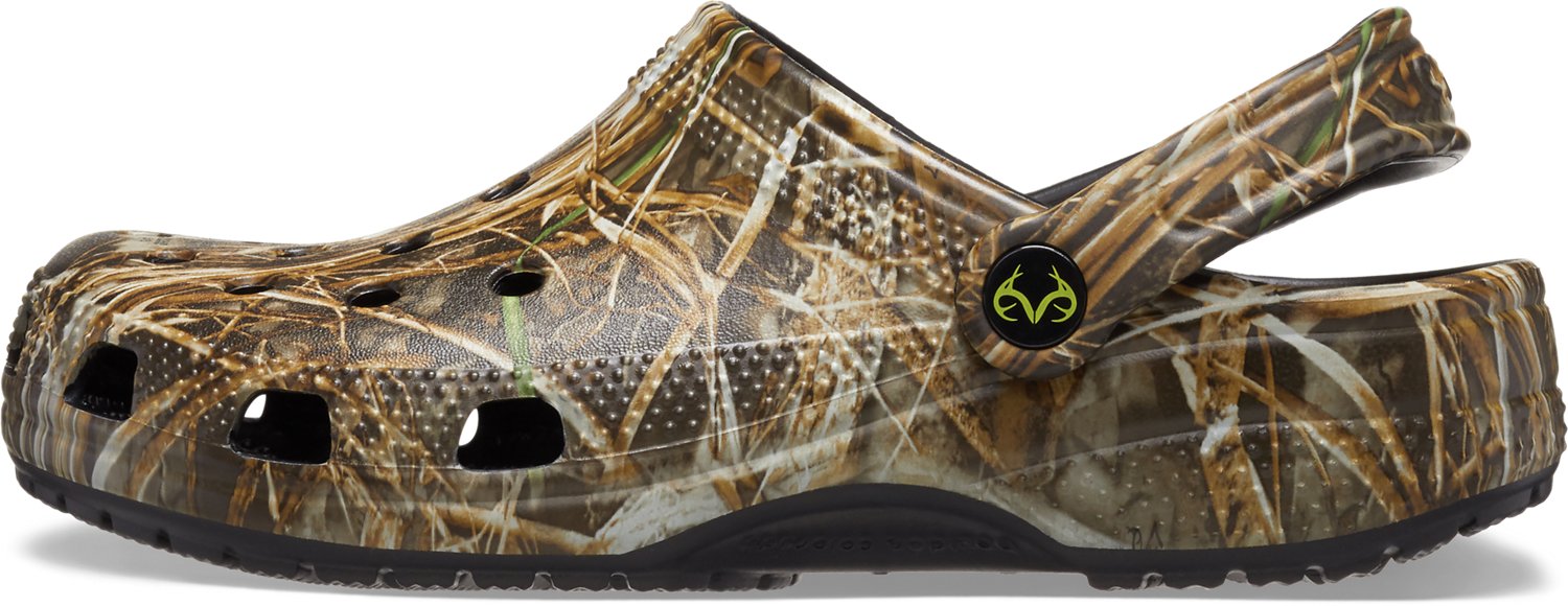 Crocs Adults' Classic Realtree Max 7 Clogs | Academy